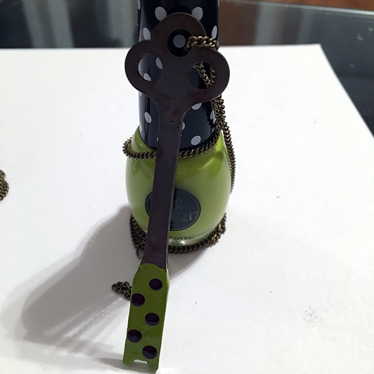 DIY Skeleton Key Necklace - YAYOMG!